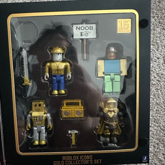 Toys | Roblox 15th Anniversary Collectors Set Gold | Poshmark